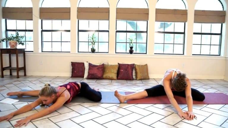 The Beginner’s Guide to Doing the Splits in 2021 - Yoga Rove