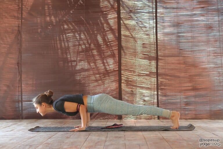 How to Use a Yoga Strap: 18 Yoga Strap Stretches for Beginners - Yoga Rove